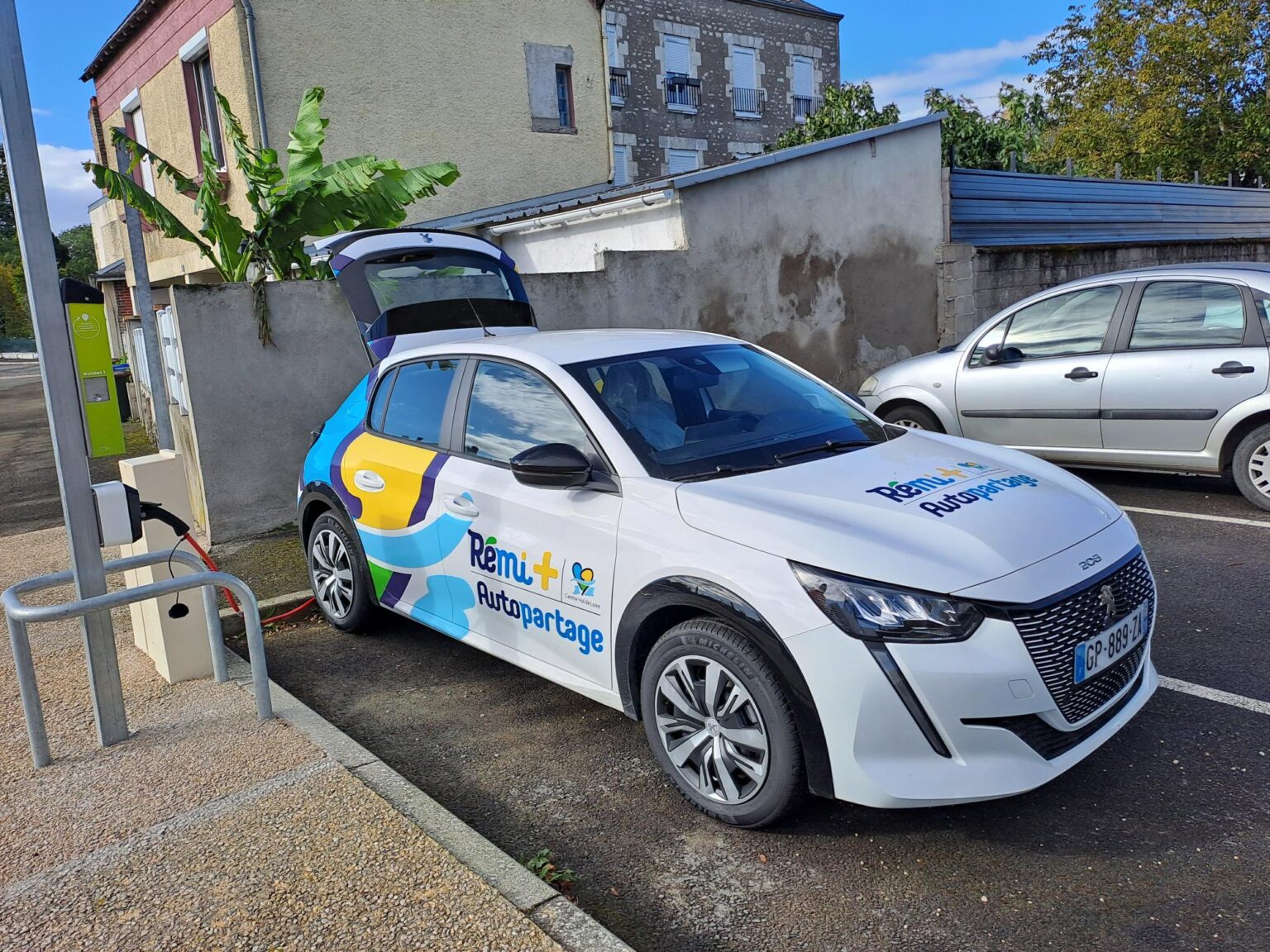 Smart EV Car Sharing with Clem